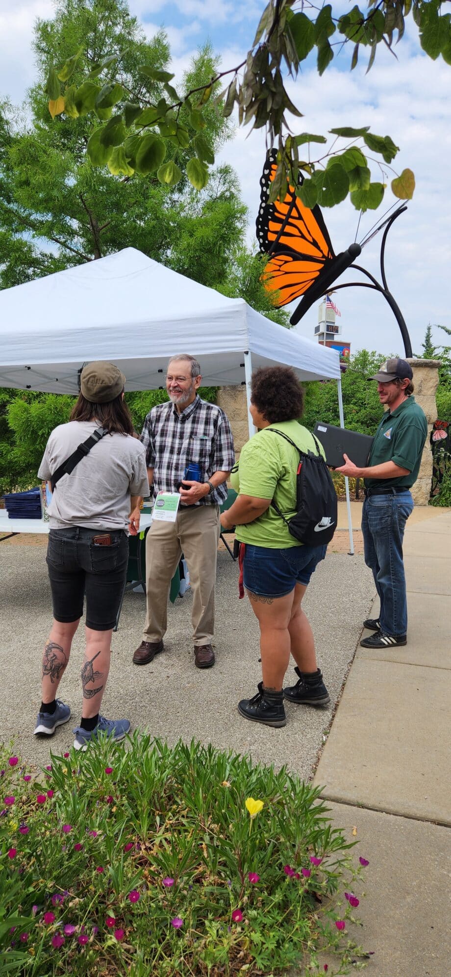 Brightside St. Louis | Cleaning & Greening